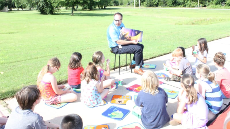 Oklahoma Book Bus Brings Reading to Kids Over the Summer