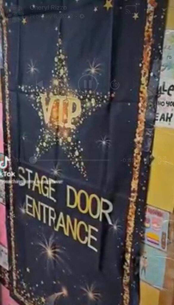 97 Welcoming Classroom Doors for Back to School