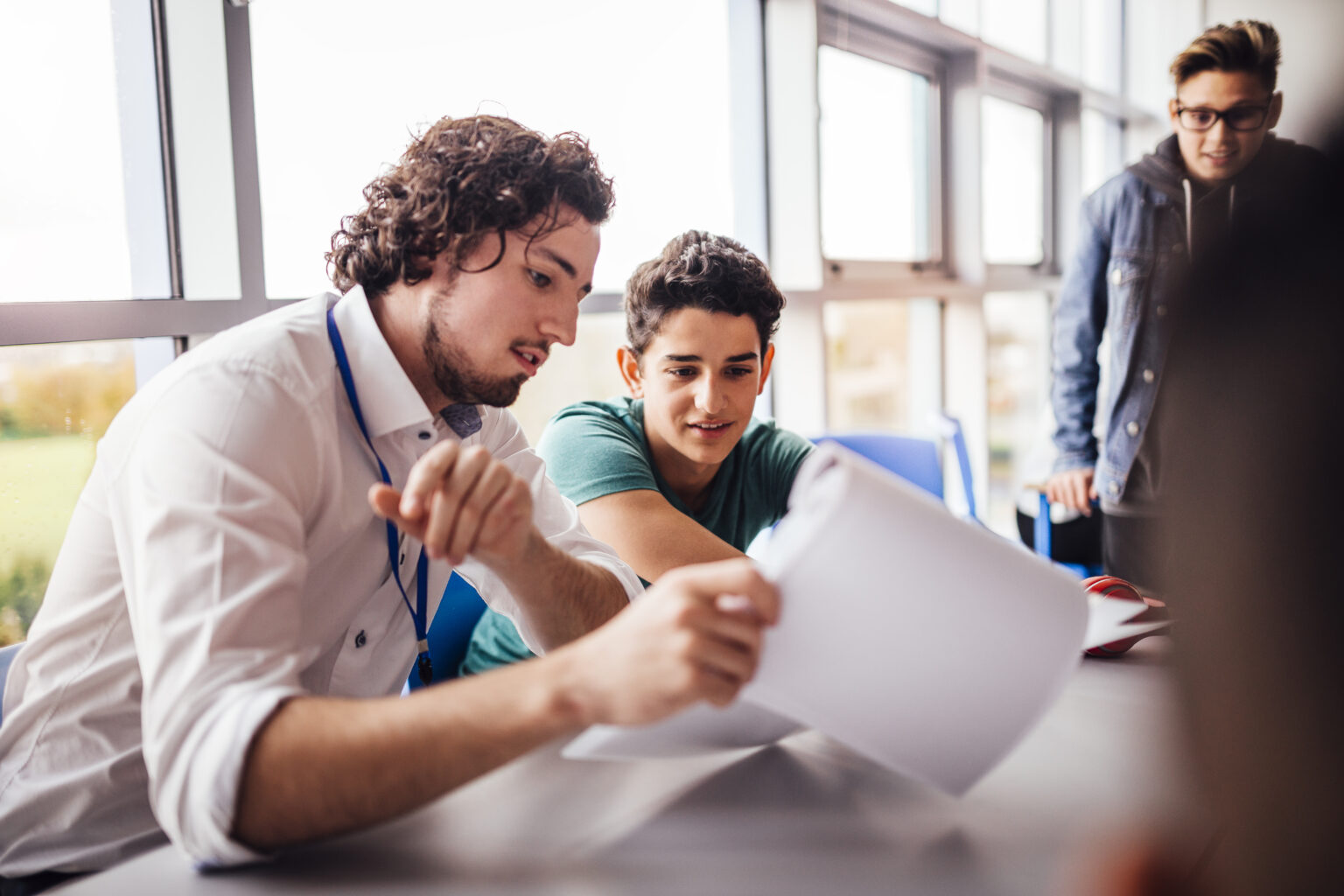 23 Best First Jobs for Students and Teens