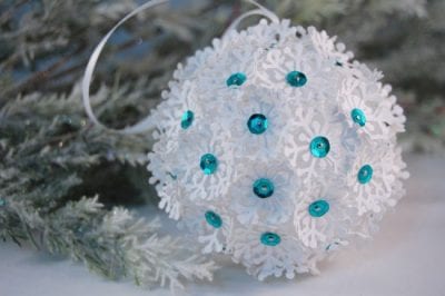 30 Easy Ornament Crafts for Kids That Parents Will Love to Display