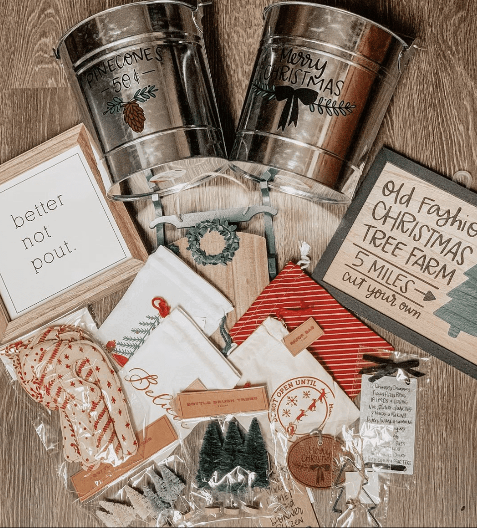 24 Perfect Secret Santa Gifts for Teachers