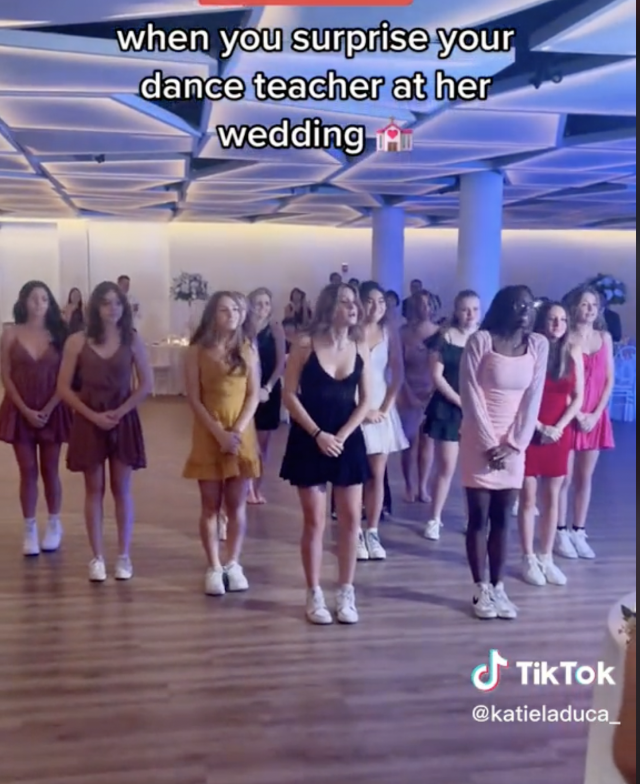 Every Teacher Wedding Needs a Student Surprise Like This One