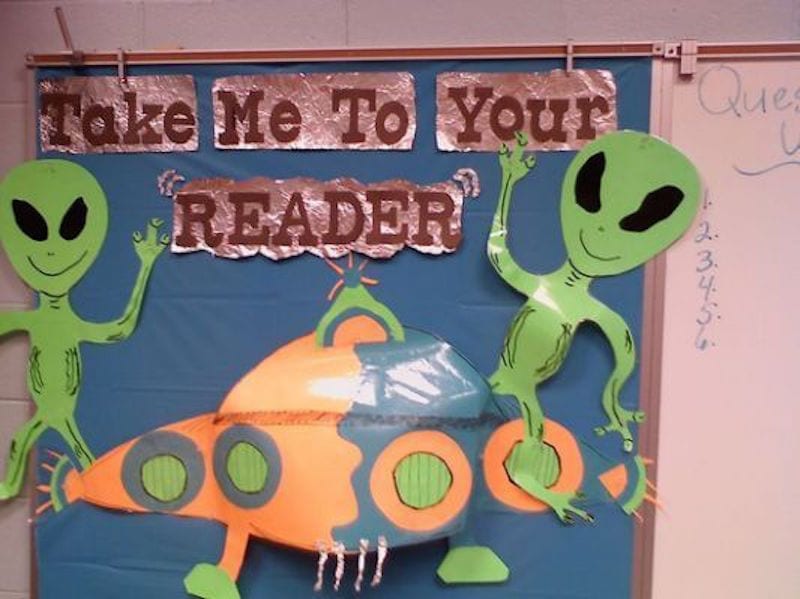 Best Reading Bulletin Boards for the School or Classroom