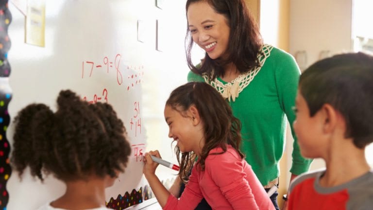 Keep the Classroom Clean: 11 Easy Ideas From Teachers