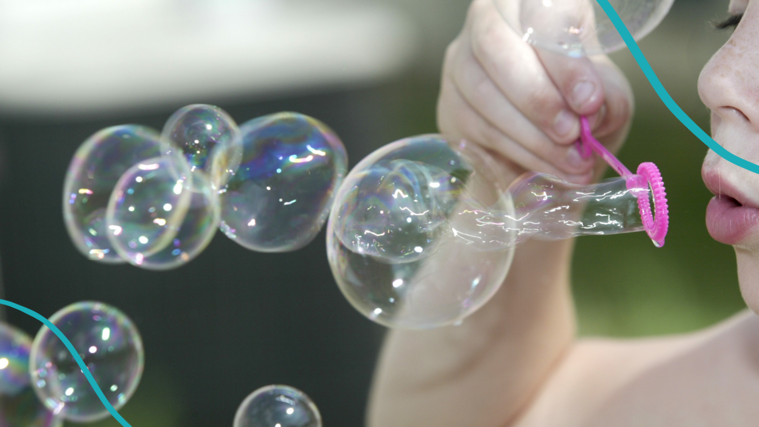 Painting With Bubbles and Other Fun Bubble Activities | WeAreTeachers